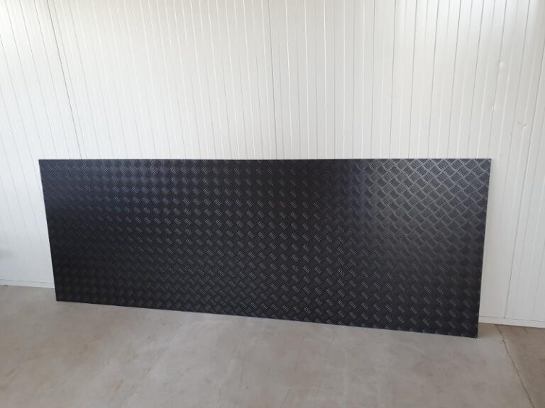 Traanplaatwinkel.nl | Aluminium traanplaat en tranenplaat op maat