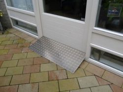 Traanplaatwinkel.nl | Aluminium traanplaat en tranenplaat op maat
